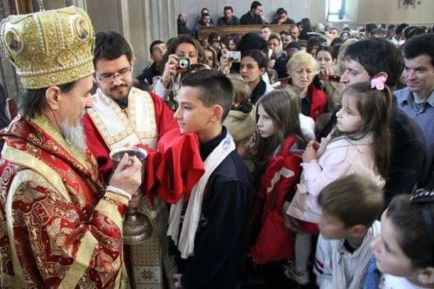 550 Students Baptized in Belgrade